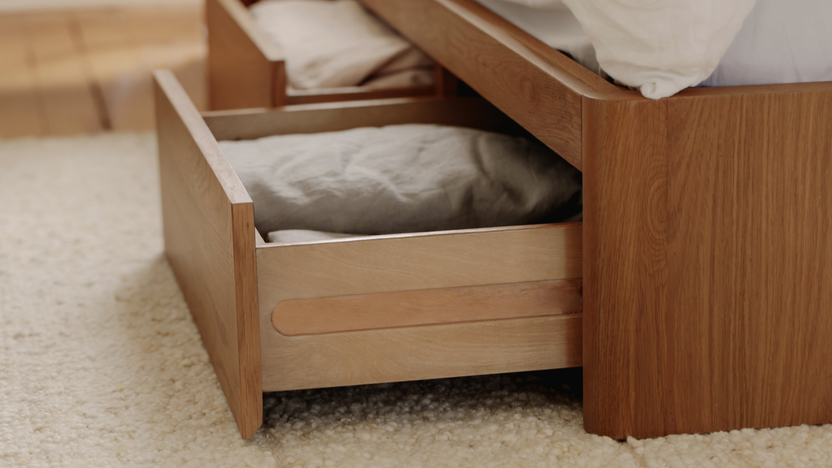 Form Bed With Storage, Queen, White Oak